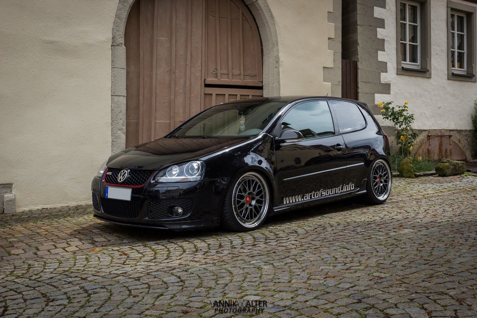 Golf 6 GTI / R mit LV1 19 Felgen von mbDESIGN